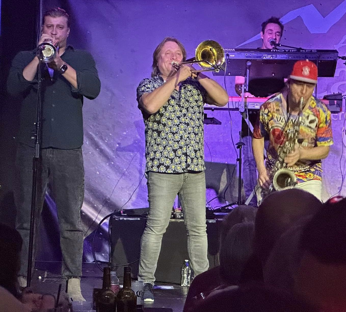 Leonid Makes New Friends in AG - SLO Review